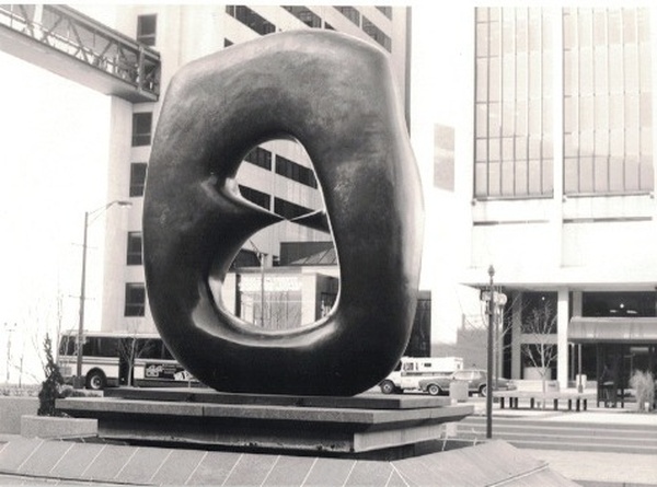 oval with points moore